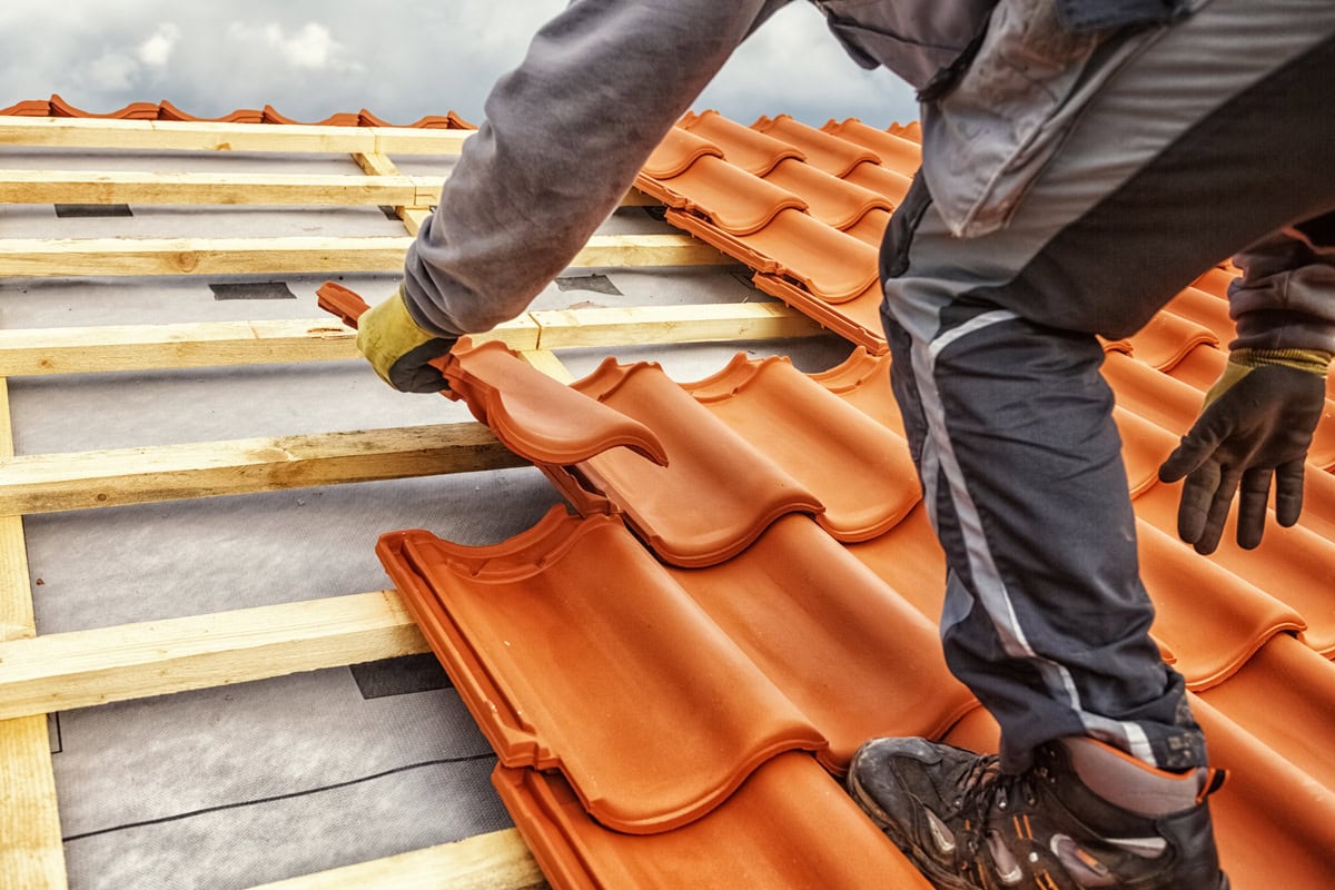 Tile Roof Repair Process Explained In 7 Steps (2024 Update)